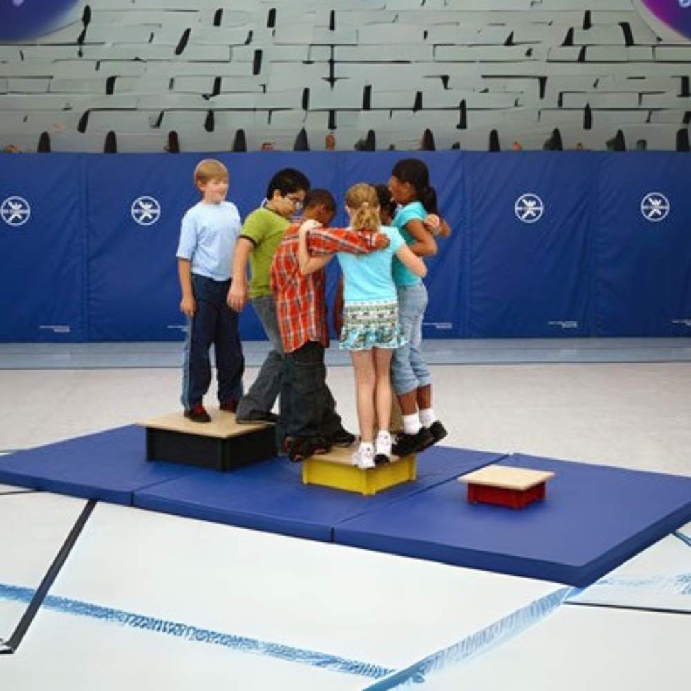 Everlast Climbing Team Building Indoor Game All Aboard Challenge Team ...